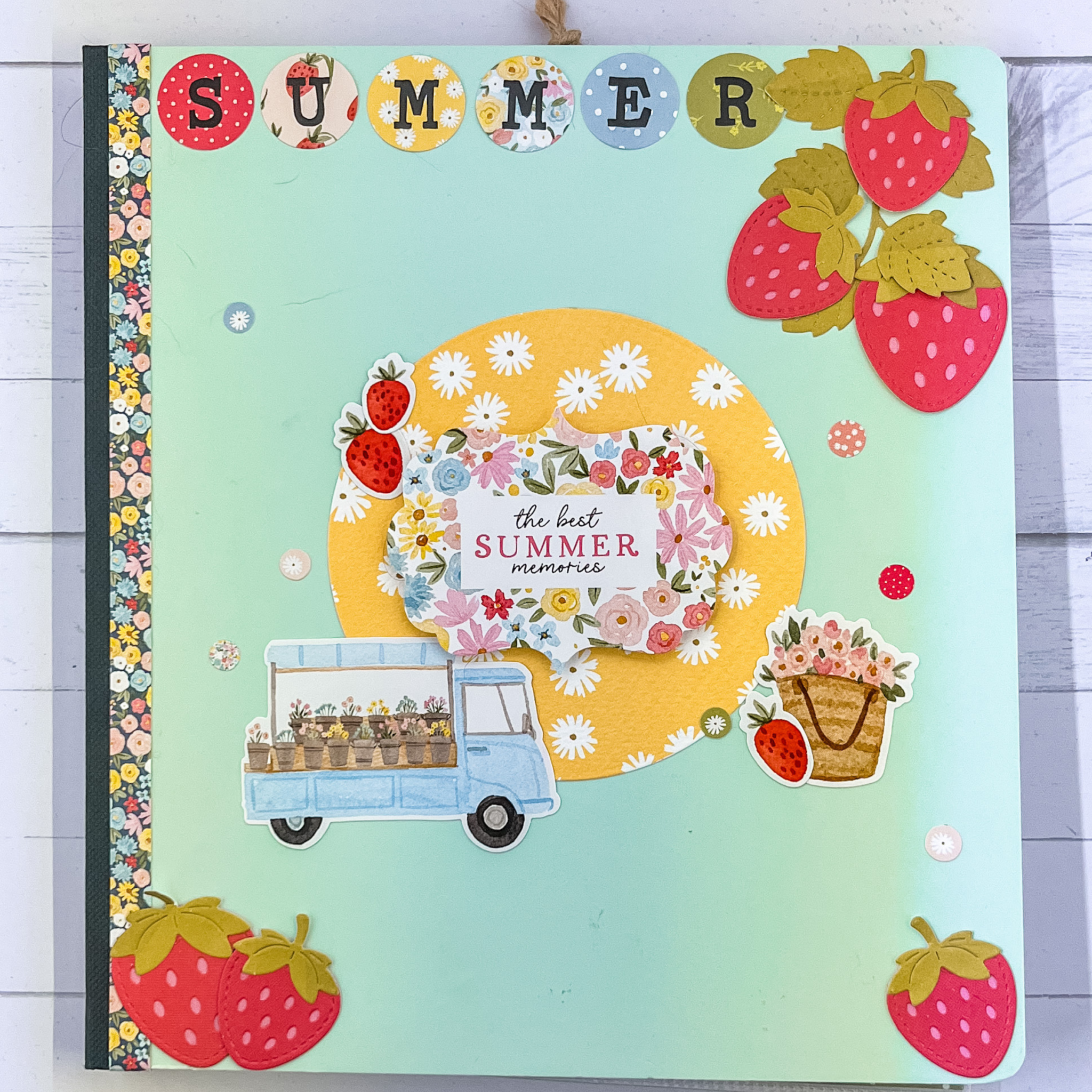 7 Delightful Scrapbook Covers You Can Make Yourself